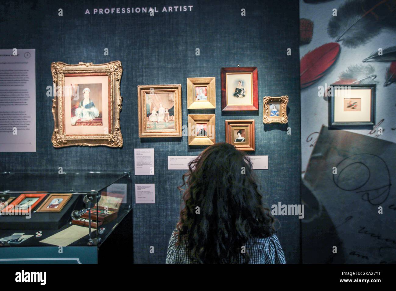 Without hands sara biffin exhibition hi-res stock photography and ...