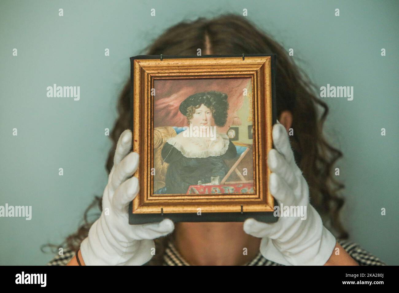 Without hands sara biffin exhibition hi-res stock photography and ...