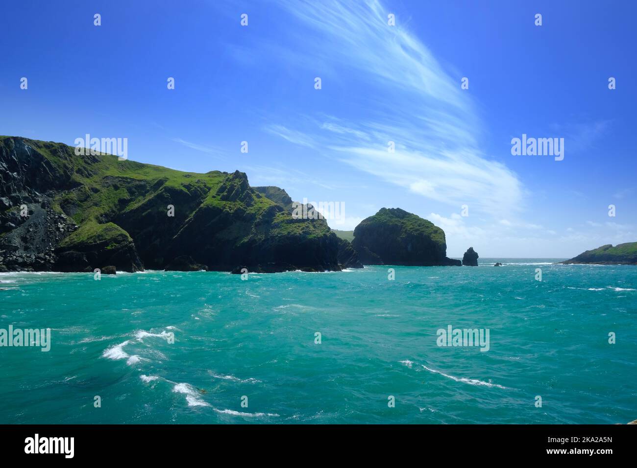 Rugged cliffs at Mullion Cove on the Lizard Peninsula, Cornwall, UK ...