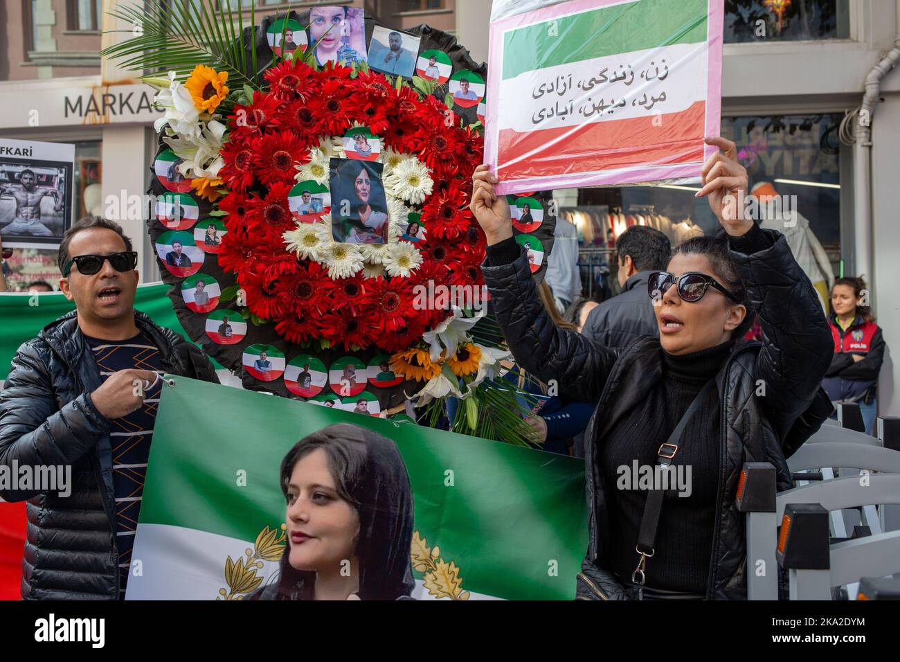 October 31, 2022: Iranian citizens living in Turkey protested the ...