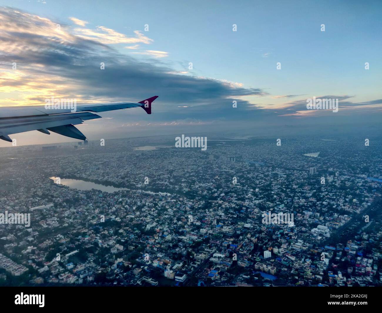 Aerial view of city from plane hi-res stock photography and images - Alamy