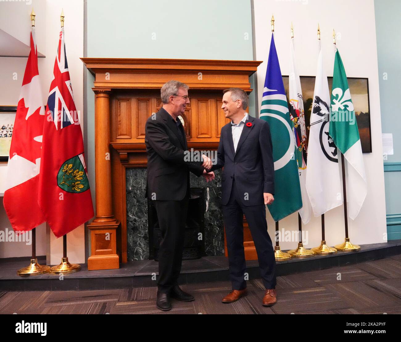 Outgoing Ottawa mayor Jim Watson welcomes mayor-elect Mark Sutcliffe to ...