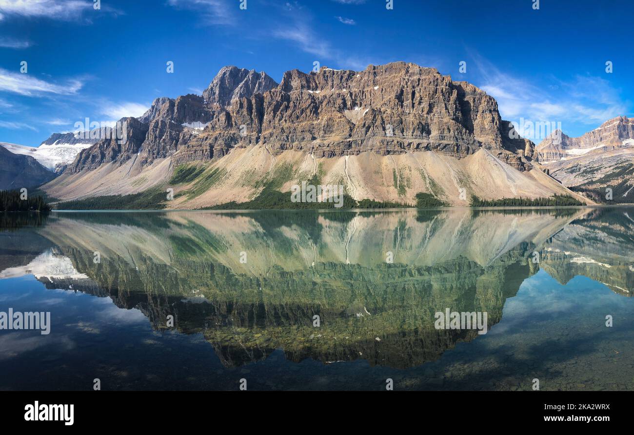 A beautiful view of the Canadian Rockies mountain range and the lake ...