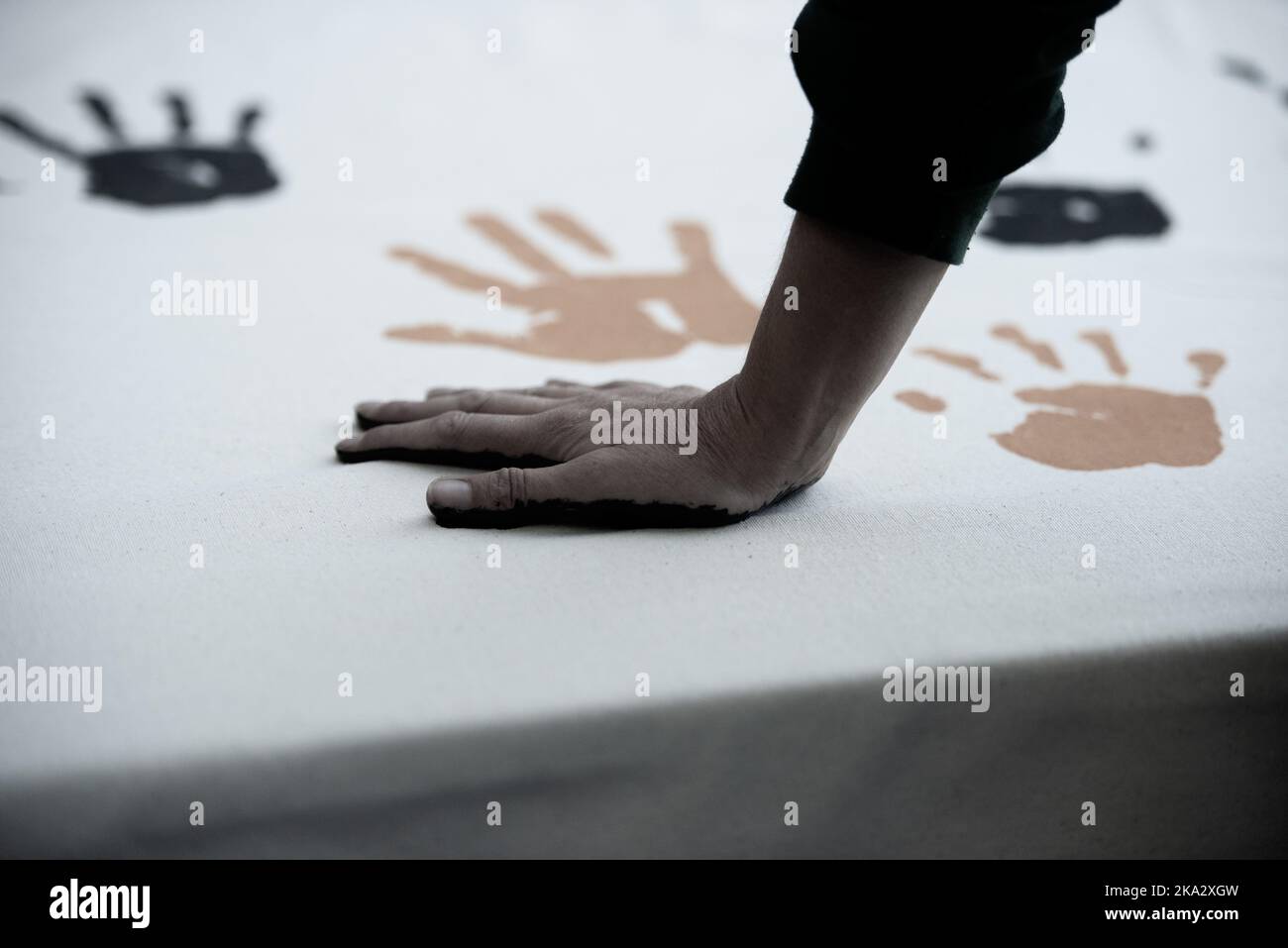 Painted hand prints hi-res stock photography and images - Alamy