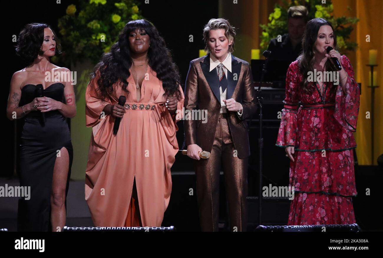 Natalie lynn hi-res stock photography and images - Alamy