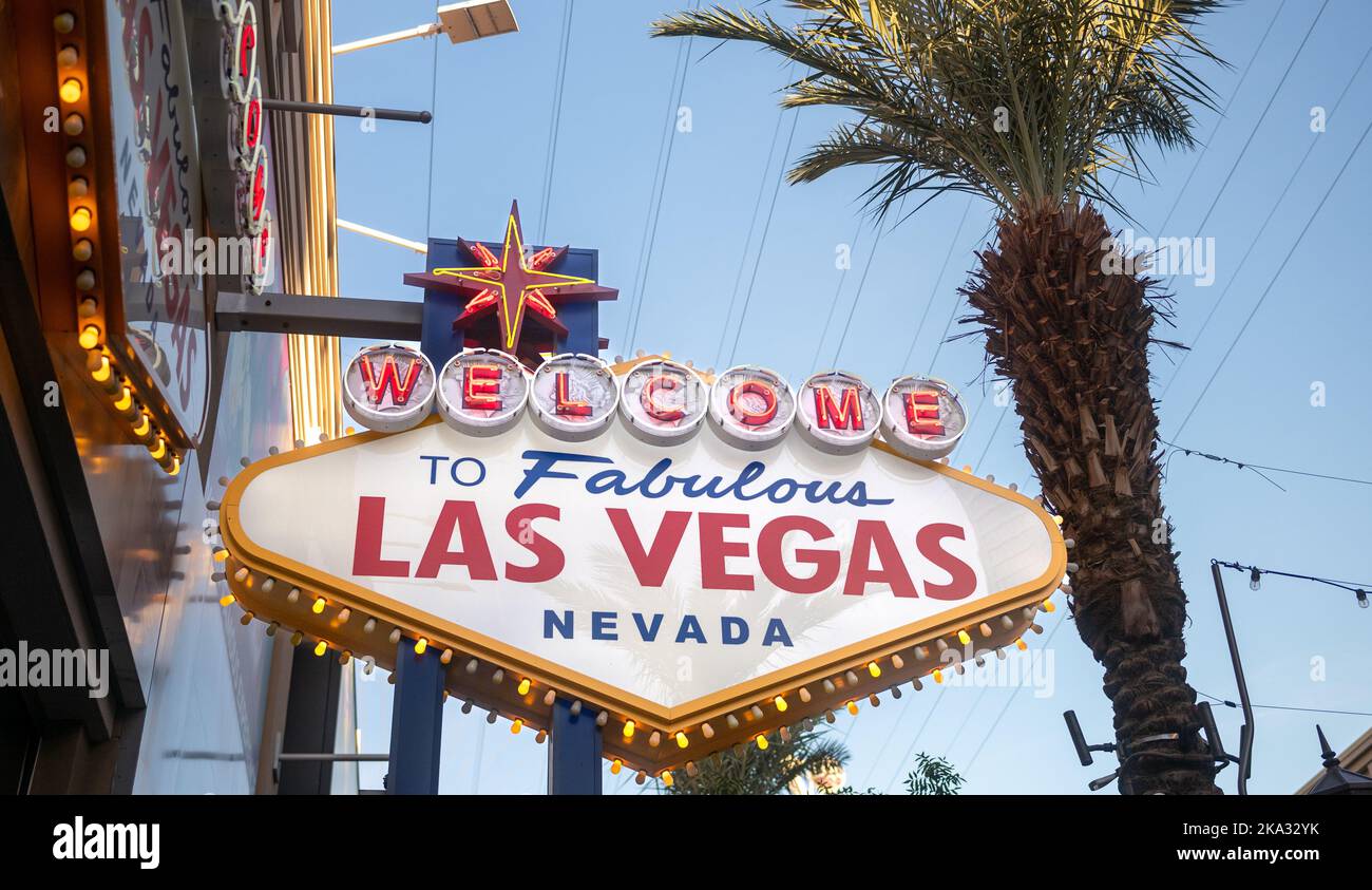Las Vegas Sign, Linq Promenade Stock Photo - Alamy