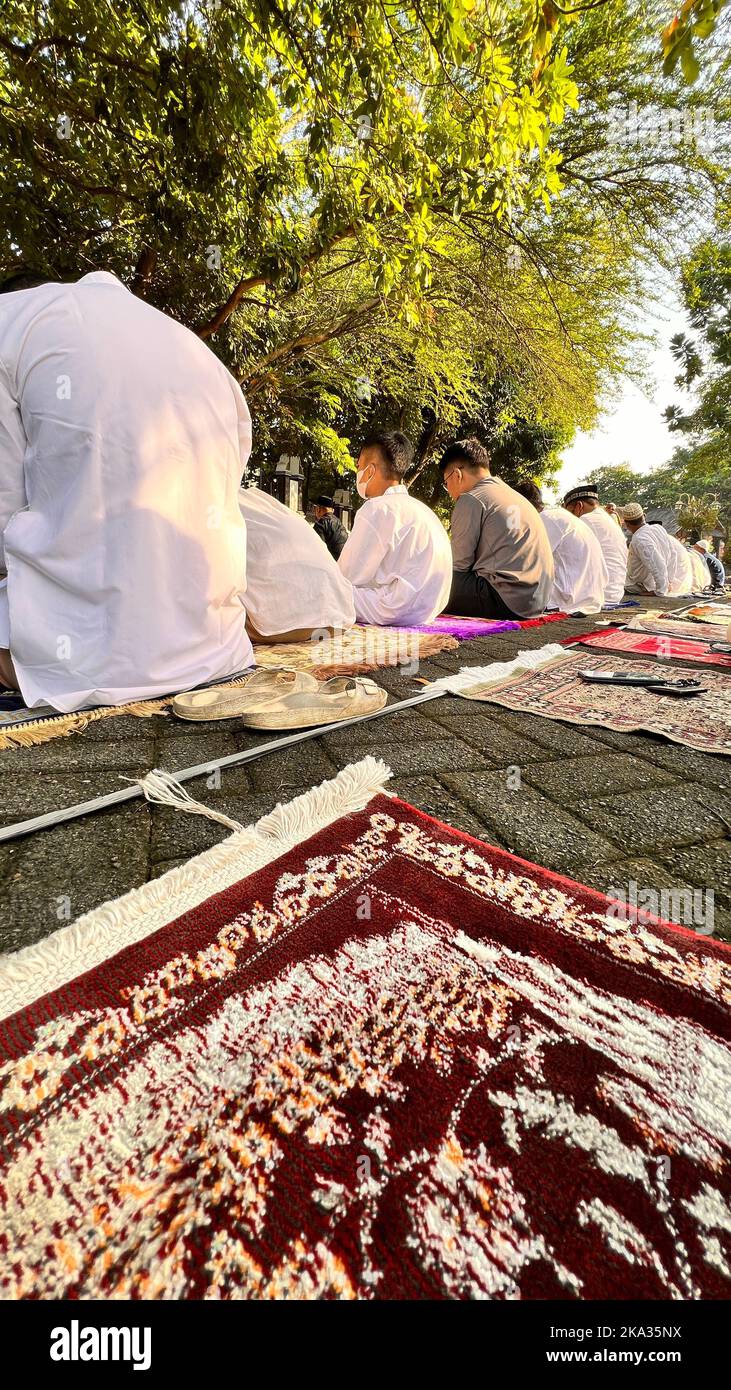 The men praying outdoors in Purwakarta, Indonesia Stock Photo - Alamy
