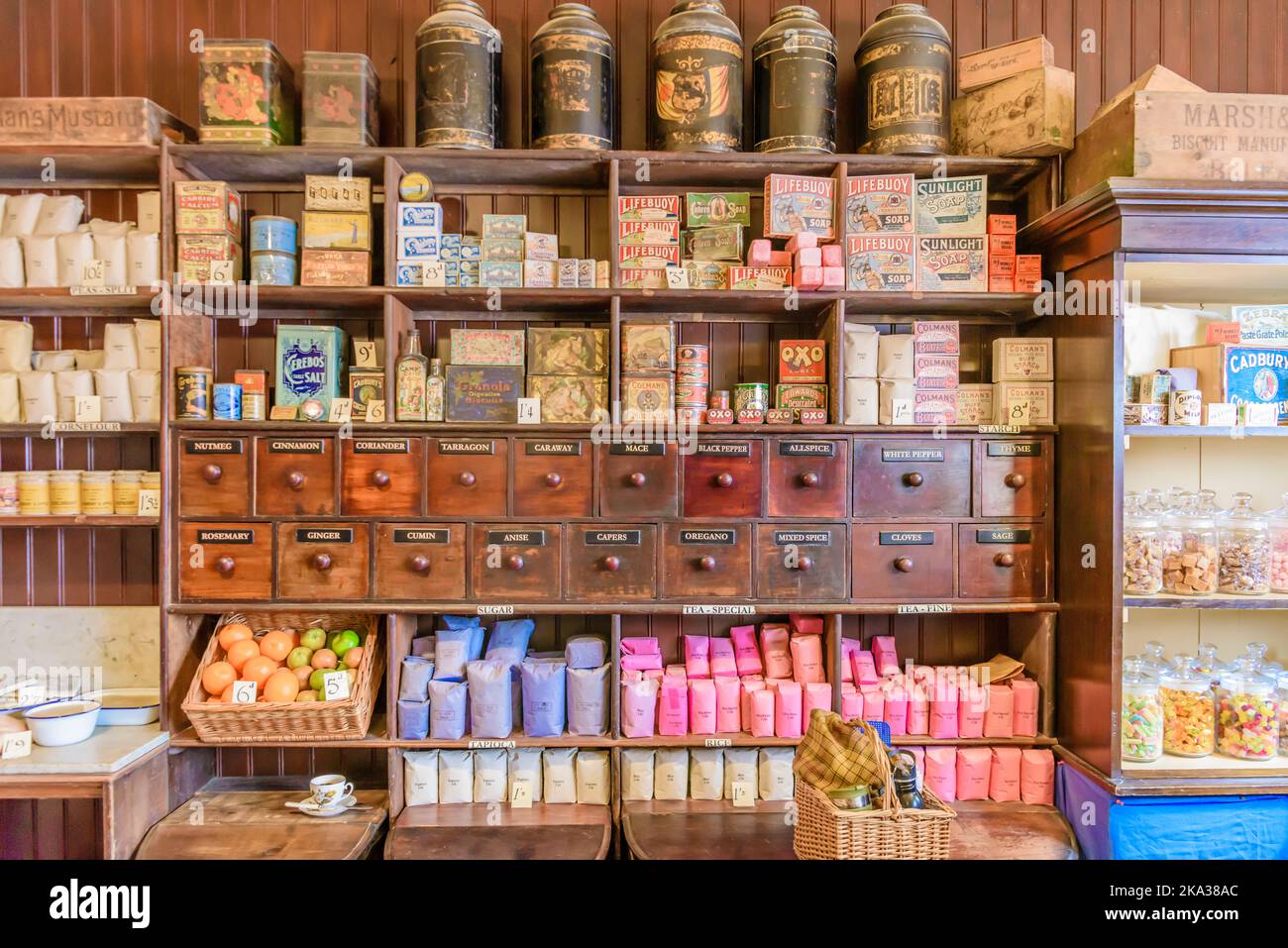 Selling tea 1800s hi-res stock photography and images - Alamy