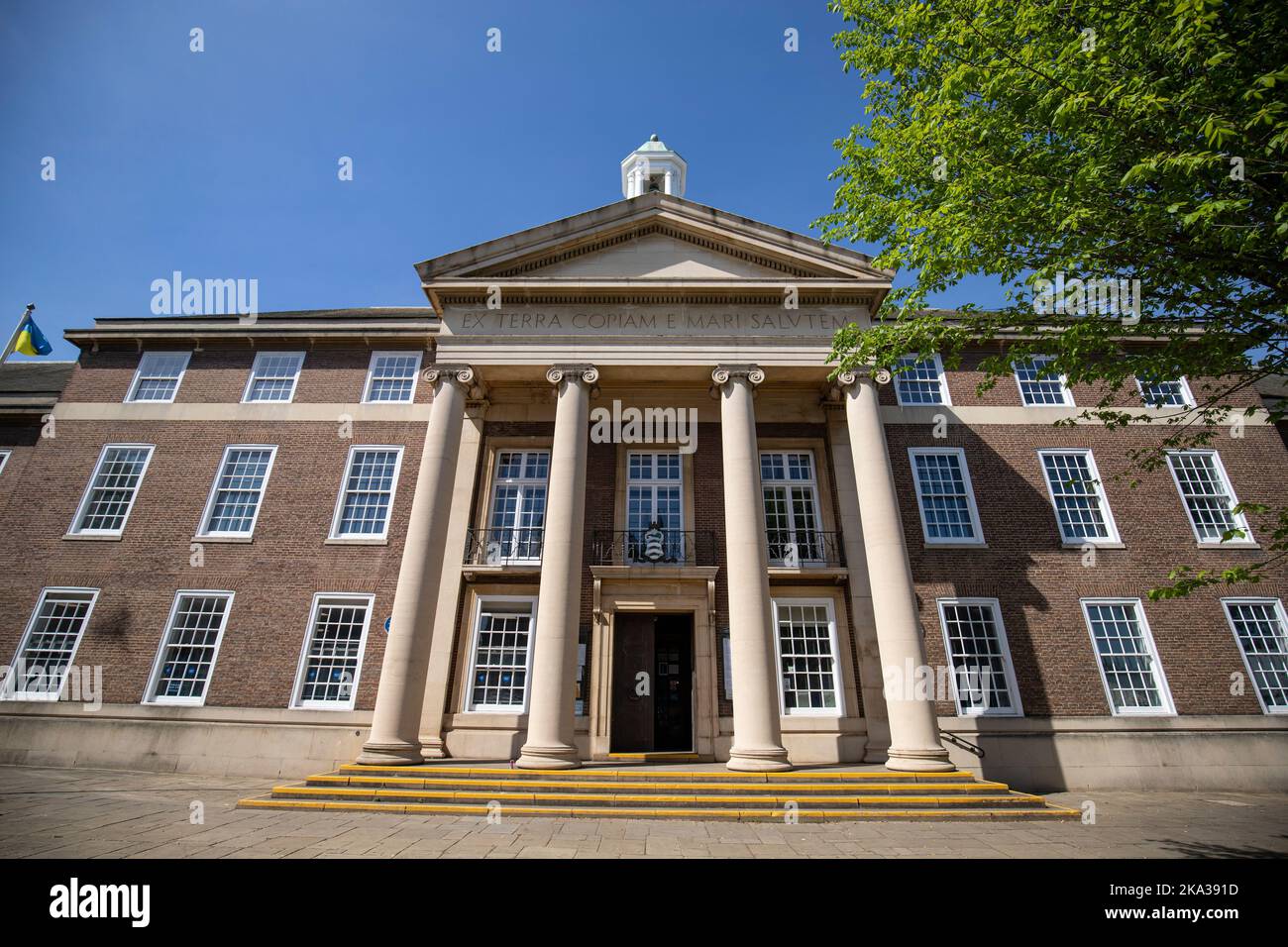 Main entrance of Worthing District Council, England, UK Stock Photo - Alamy