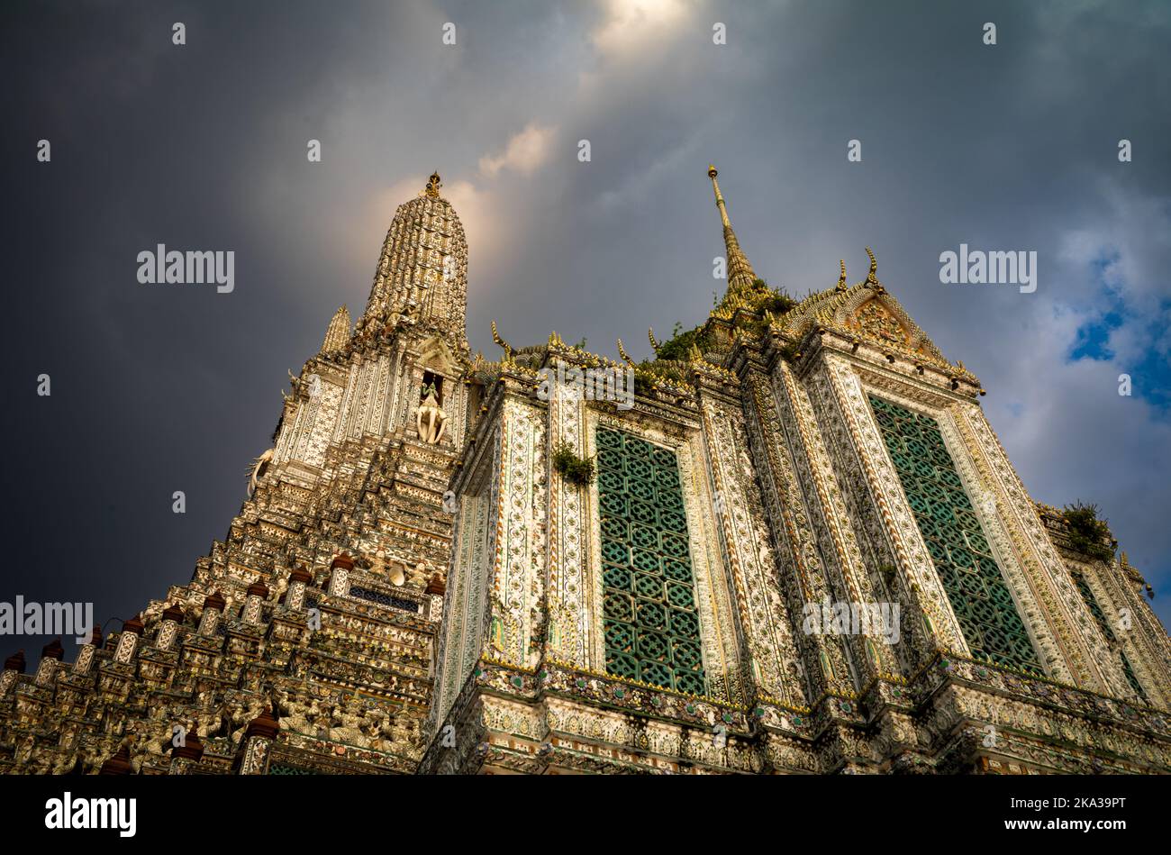 The spires of Wat Arun, or the Temple of Dawn, in Bangkok, Thailand ...