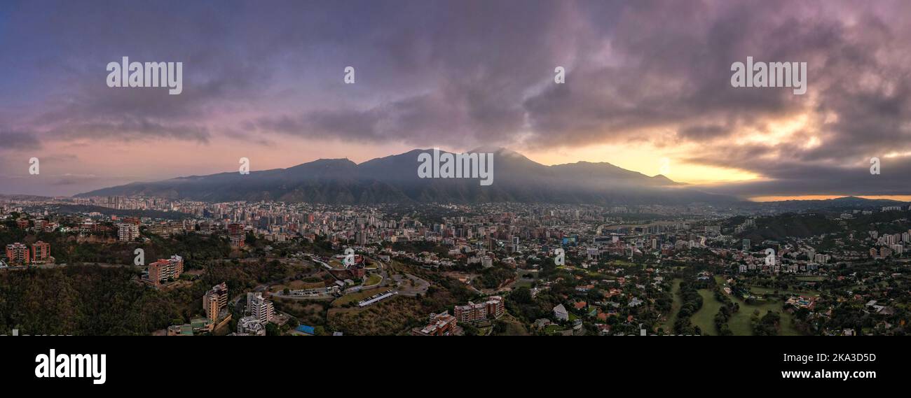 Caracas mountain hi-res stock photography and images - Alamy