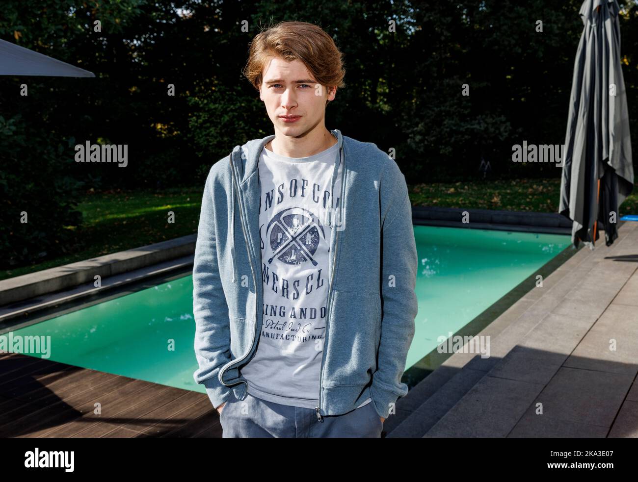 Hamburg, Germany. 10th Oct, 2022. Actor Paul Sundheim is on the set of ...