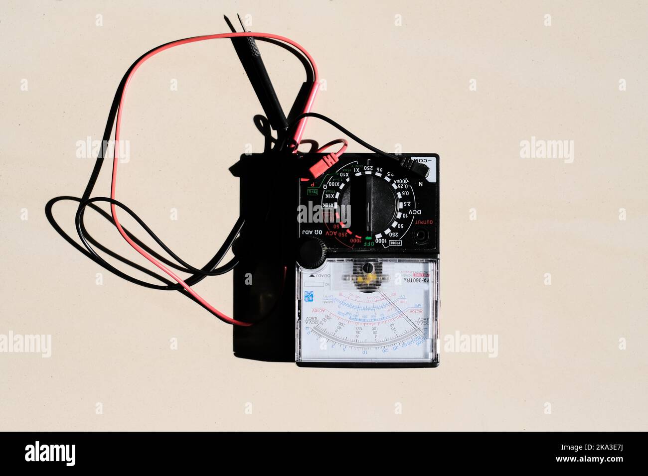 Electric current measuring instrument hi-res stock photography and ...
