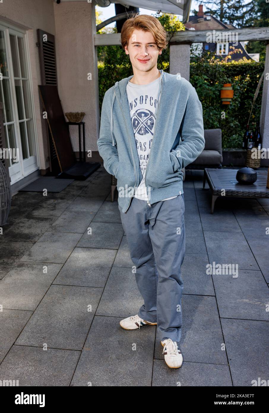 Hamburg, Germany. 10th Oct, 2022. Actor Paul Sundheim is on the set of ...