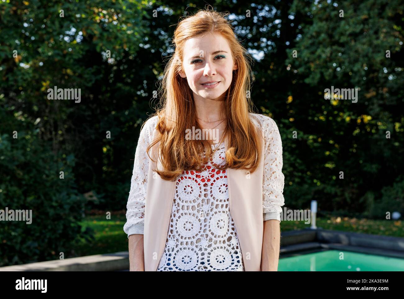 Hamburg, Germany. 10th Oct, 2022. Actress Josefine Preuß is on the set ...