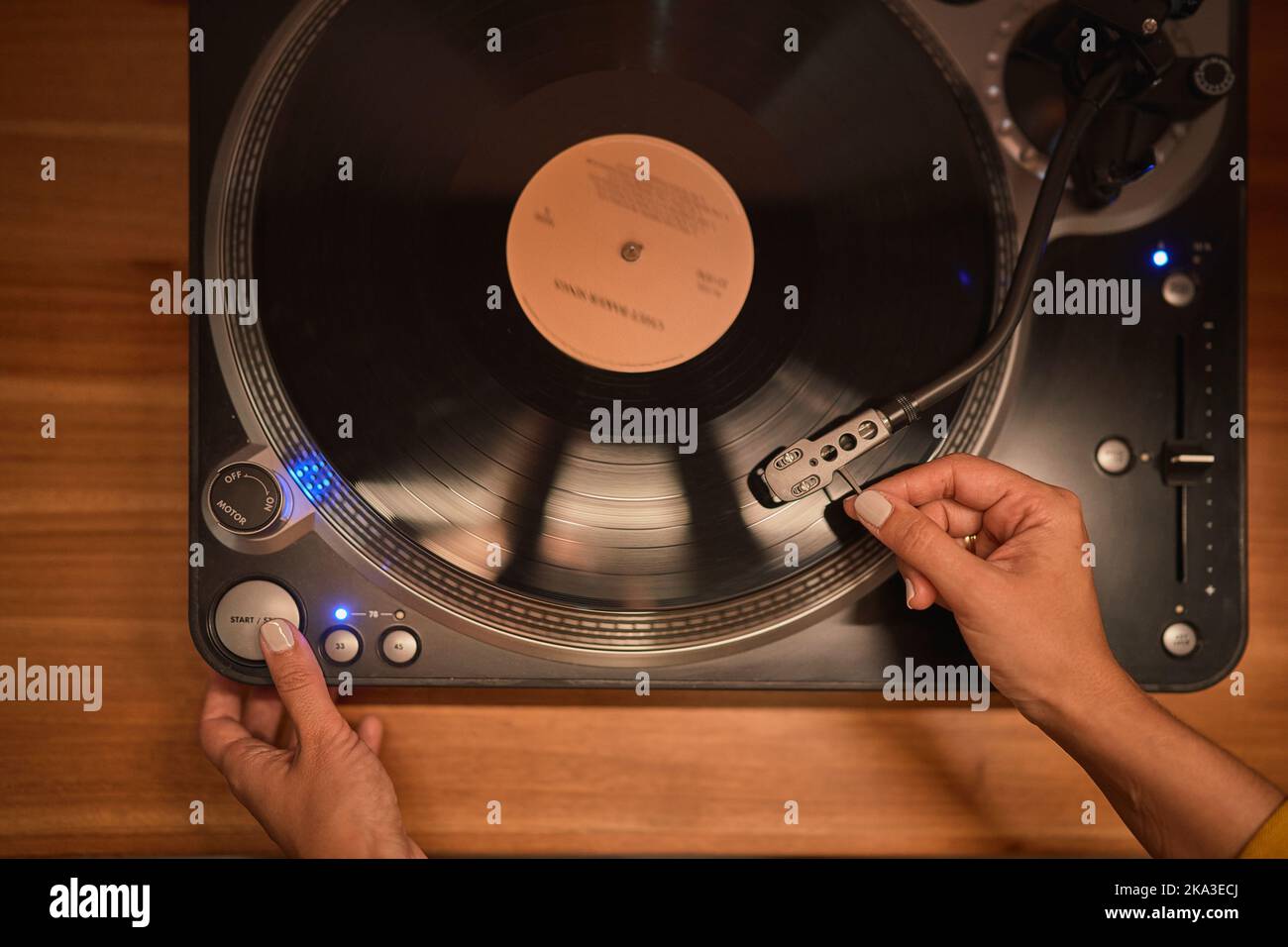 Record turntable overhead hi-res stock photography and images - Alamy