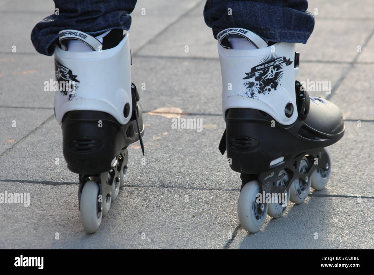 Inline skating skatepark hi-res stock photography and images - Alamy