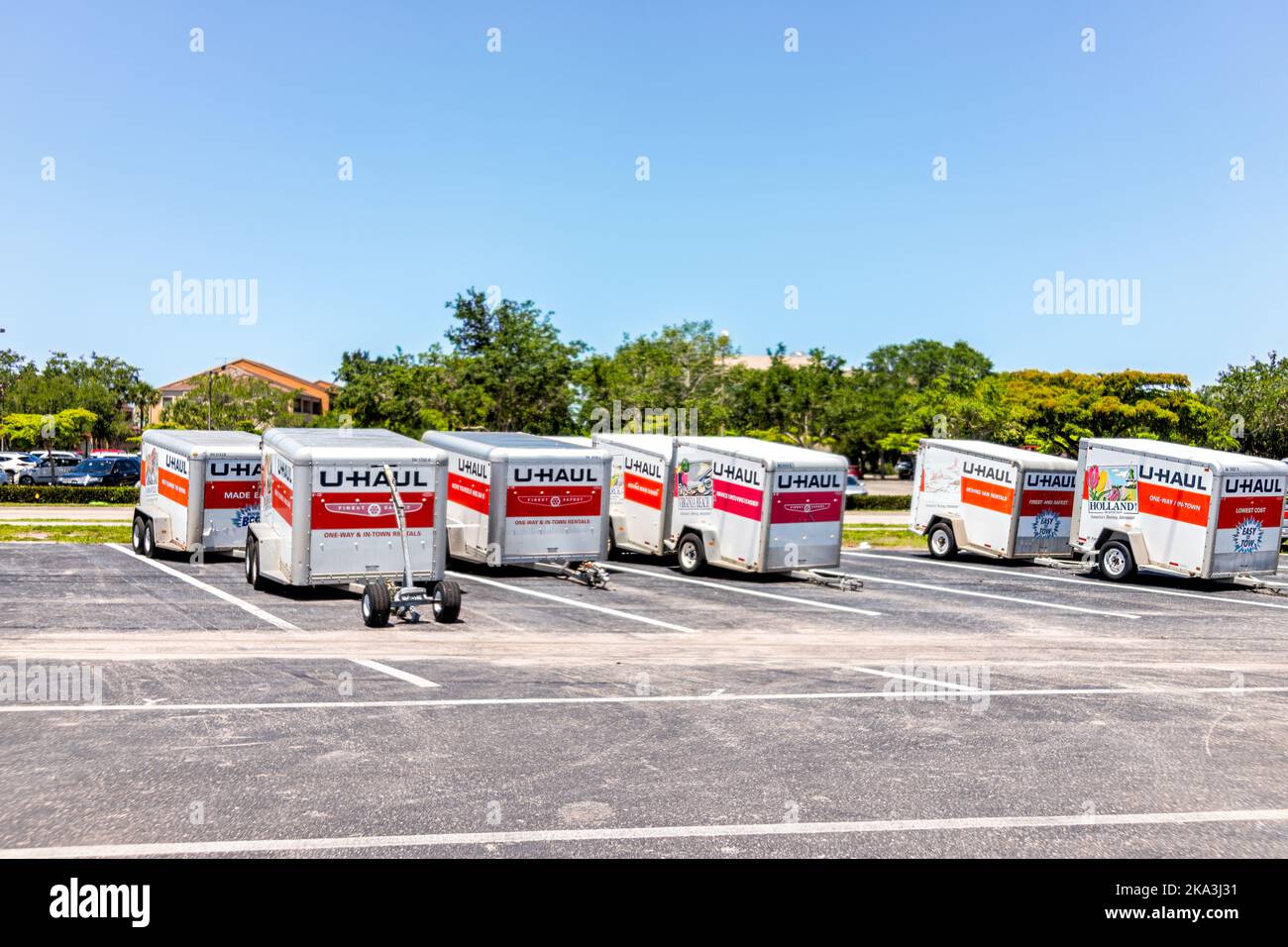 Tow trailers hi-res stock photography and images - Alamy