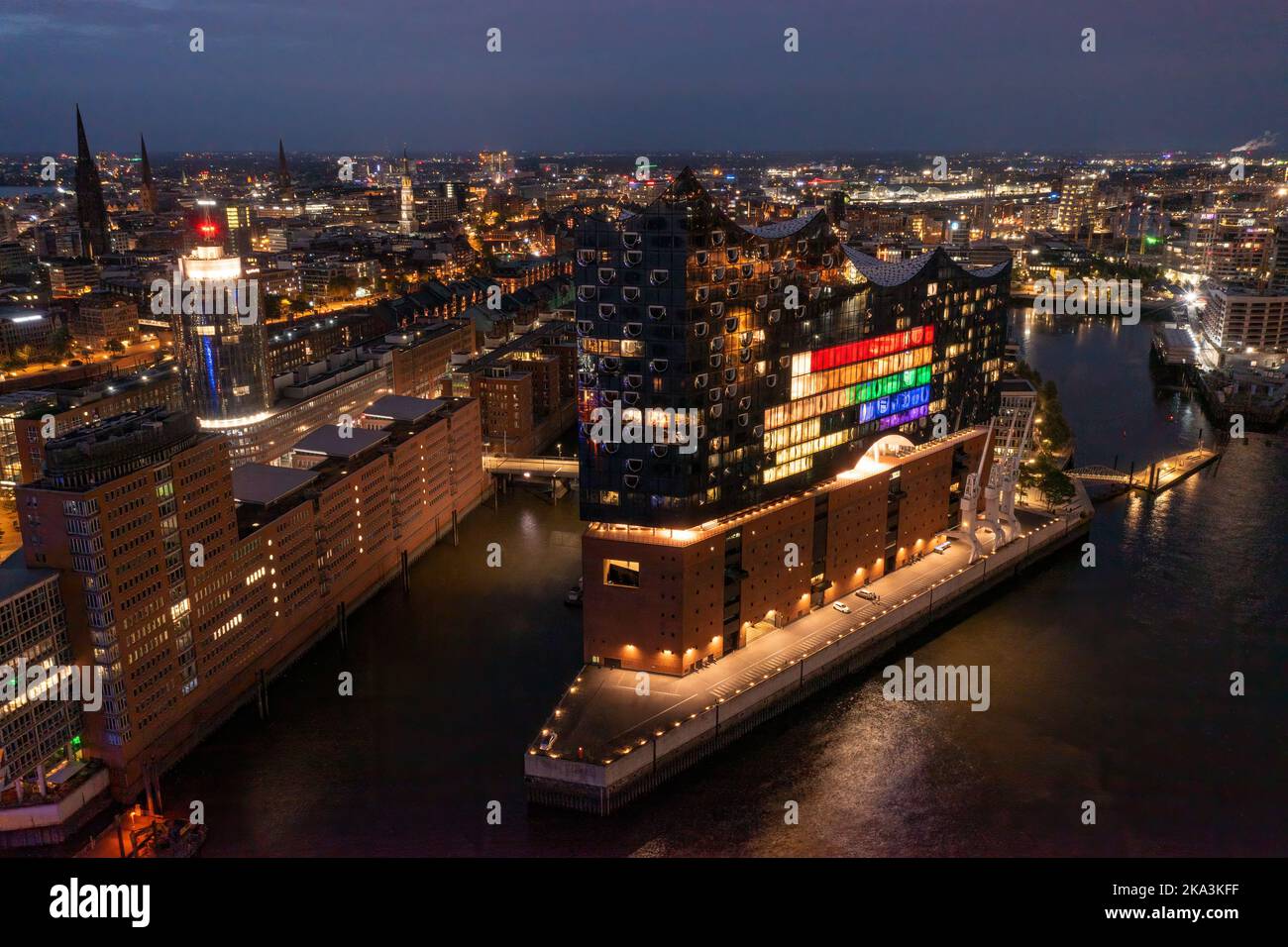 Elbphilharmonie bei hafencity hi-res stock photography and images - Alamy