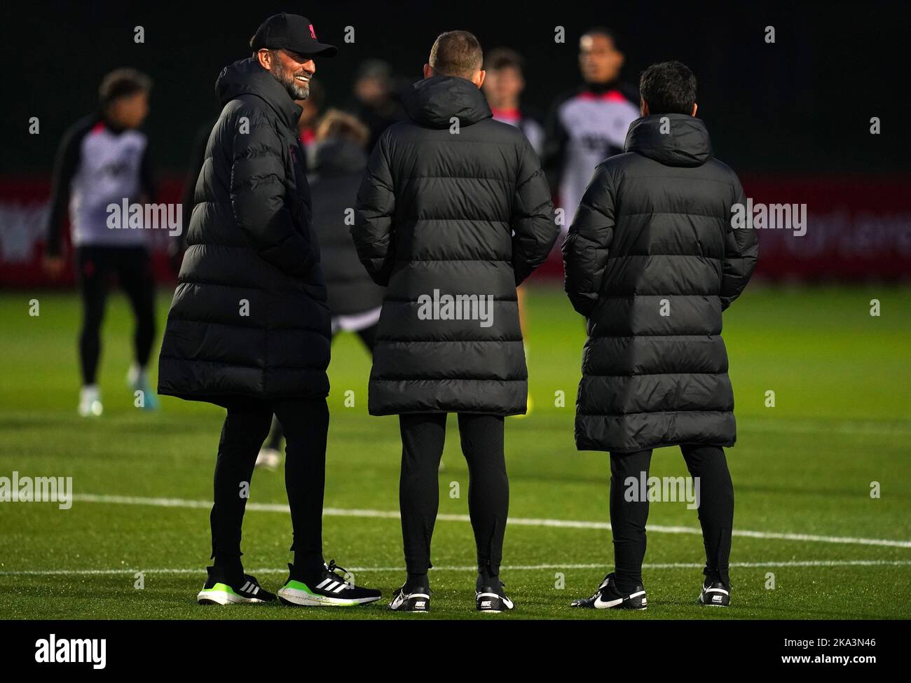 Jurgen klopp 2022 training hi-res stock photography and images - Alamy
