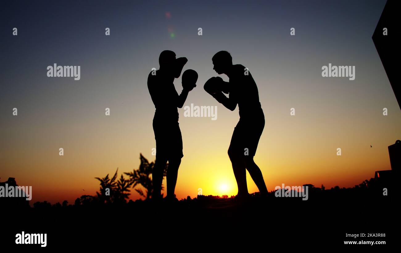 Strikes a boxing pose hi-res stock photography and images - Alamy