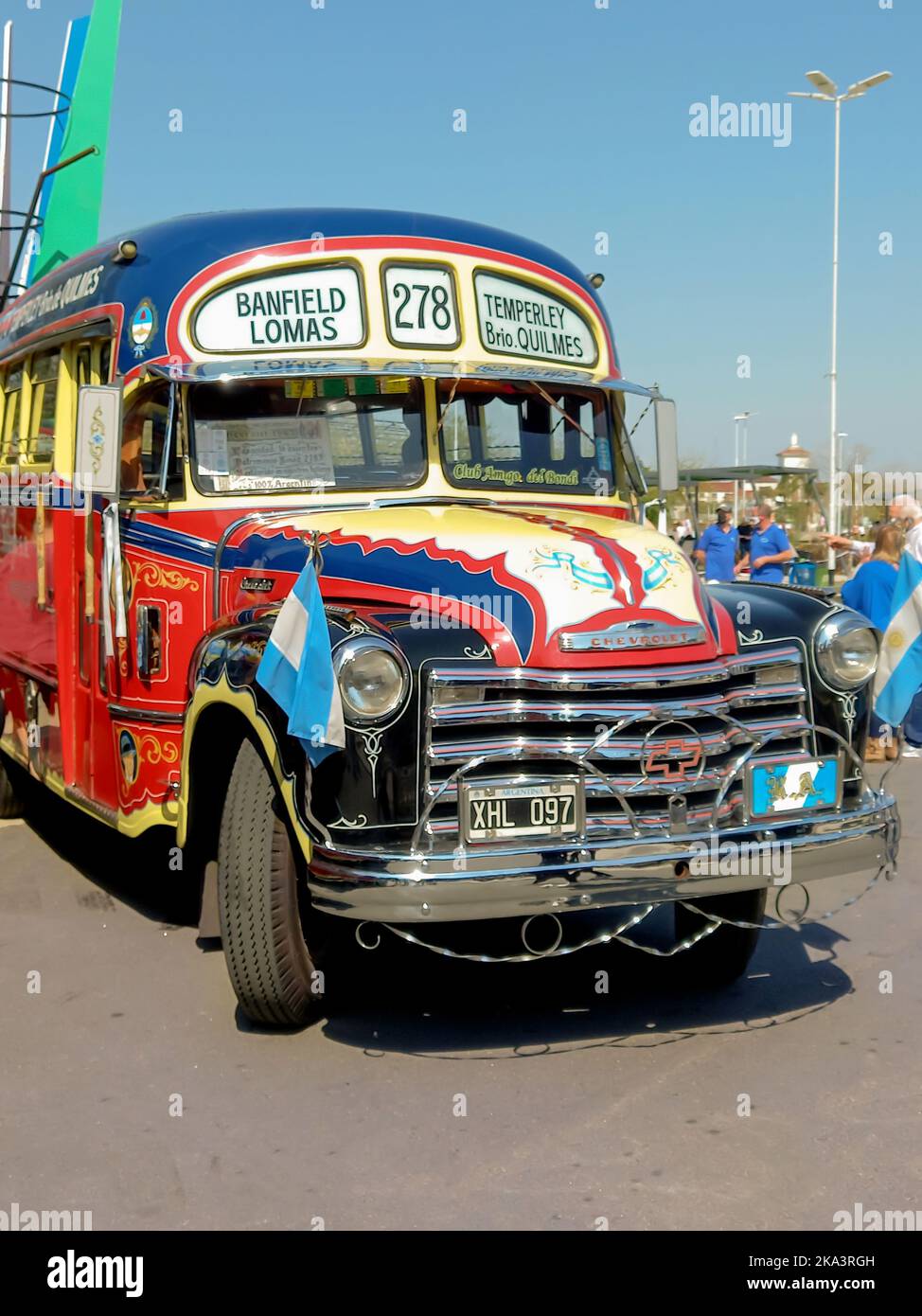 Chevrolet 1947 17 seats bus for public passenger transport in Buenos ...