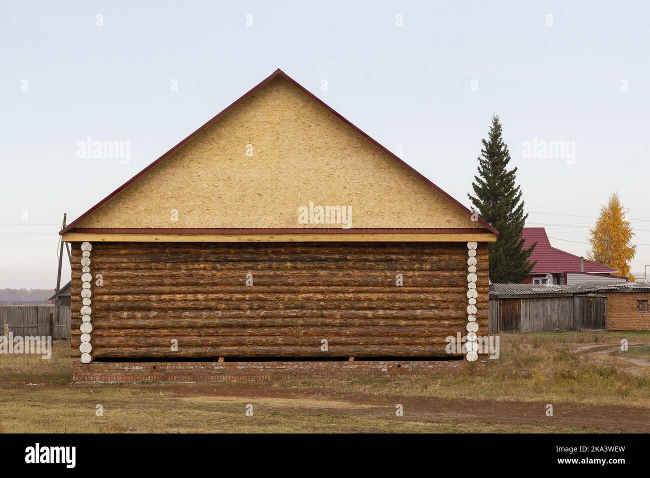 Construction of a new house in a suburban cottage village Stock Photo ...