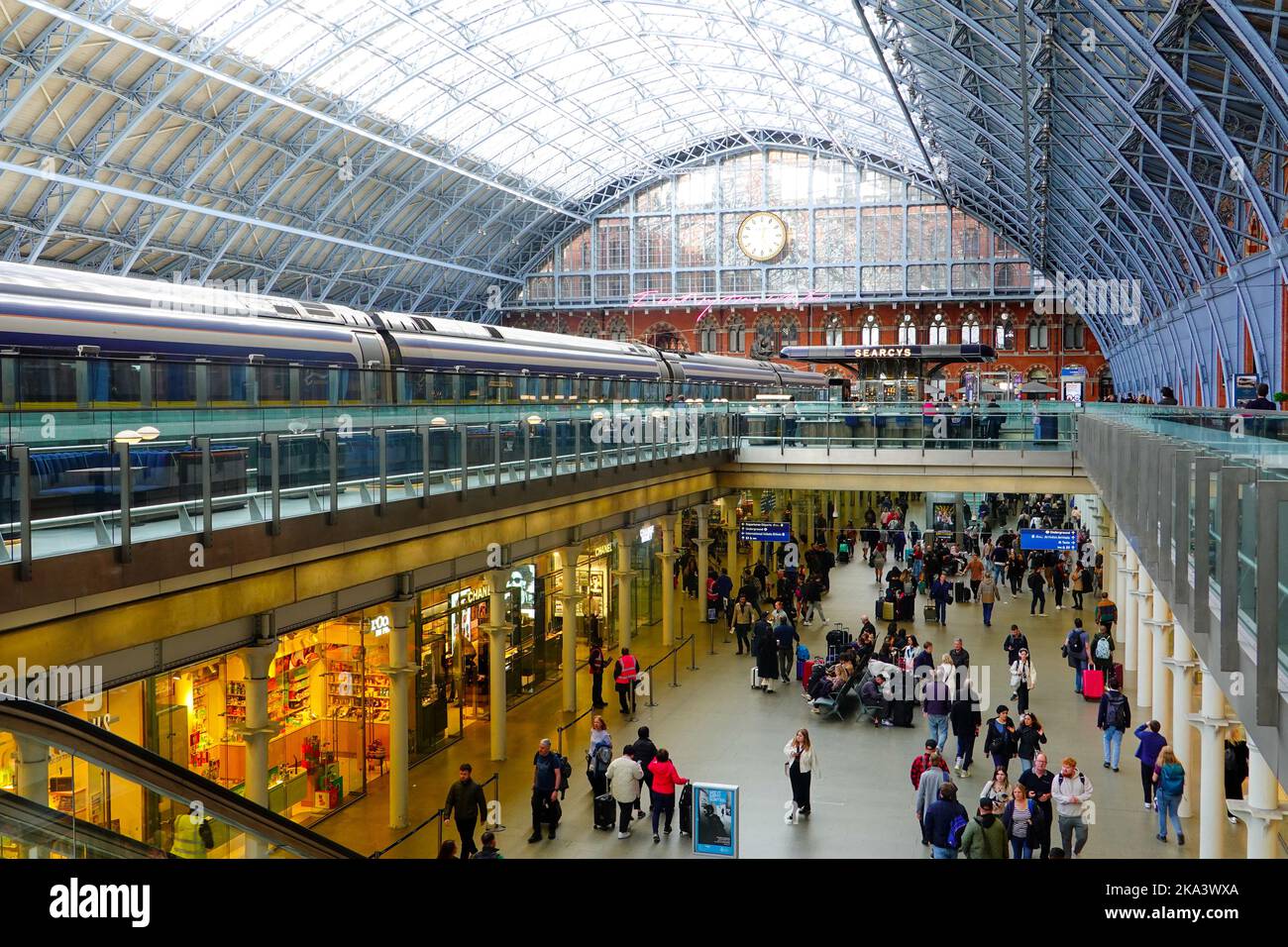 People, shops, eateries inside the arrivals, departures hall at St ...