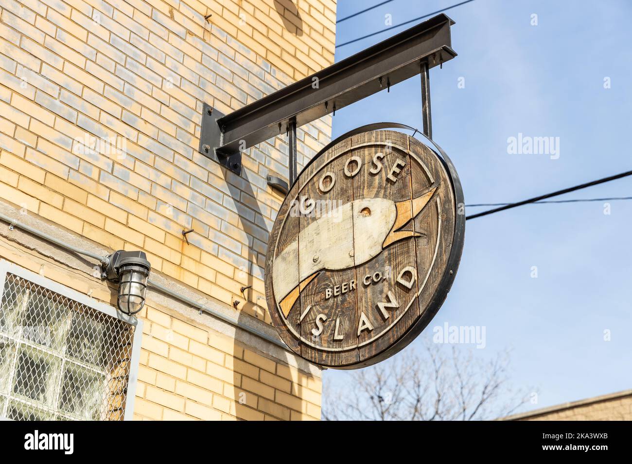 Goose Island Brewery and Taproom is located in the heart of Chicago's ...