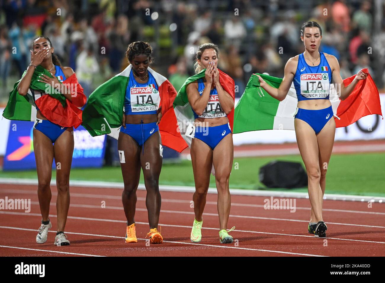 Italy: 4x100 relay race women Bronze Medal (Zaynab Dosso, Dalia Kaddari ...