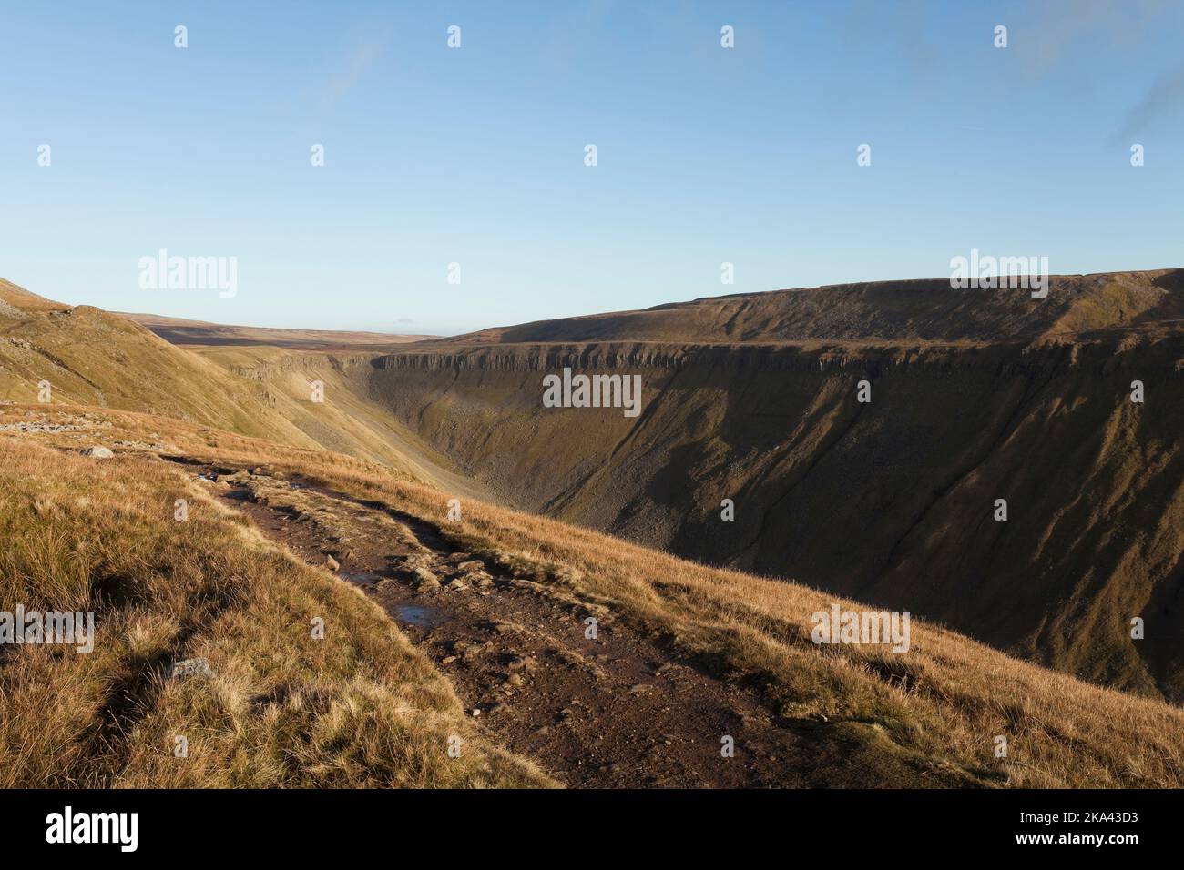 High Cup Nick from the Pennine Way track, Cumbria, UK Stock Photo - Alamy