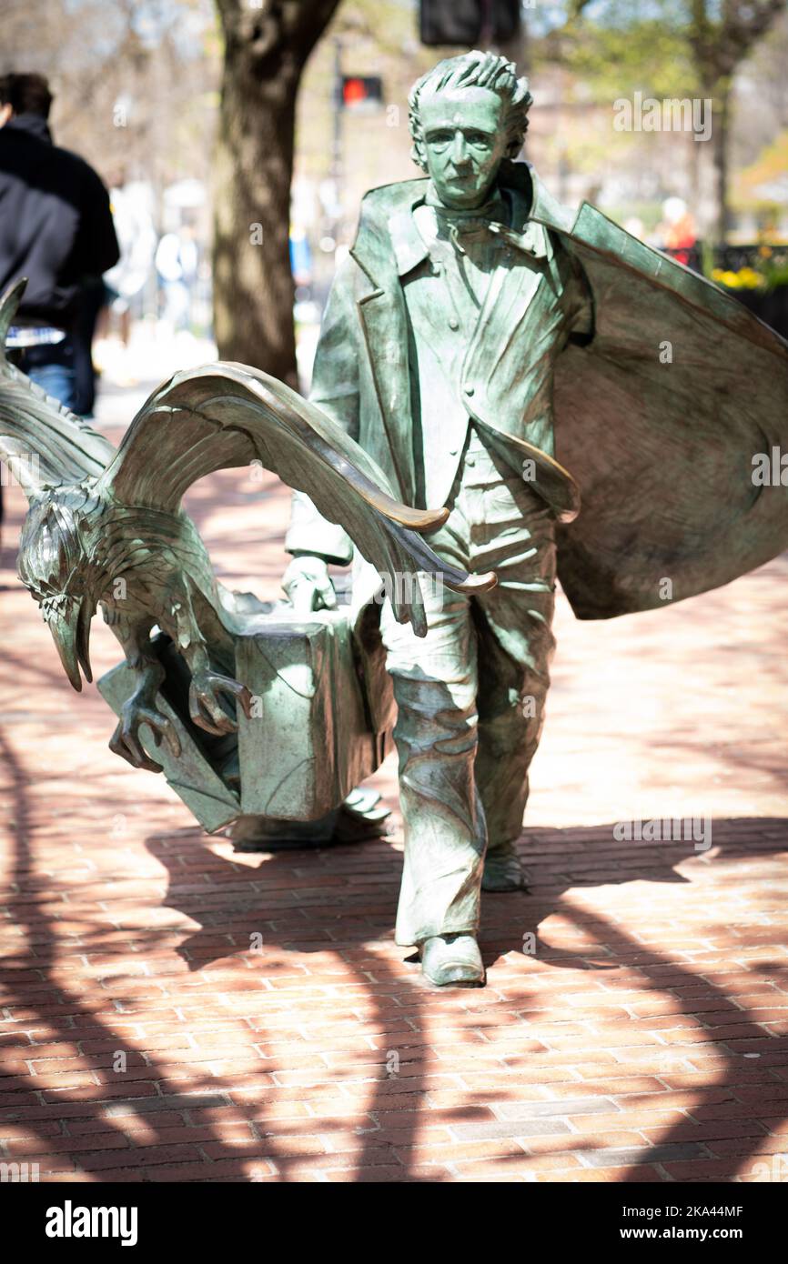 The Edgar Allan Poe statue in Boston, Massachusetts Stock Photo - Alamy