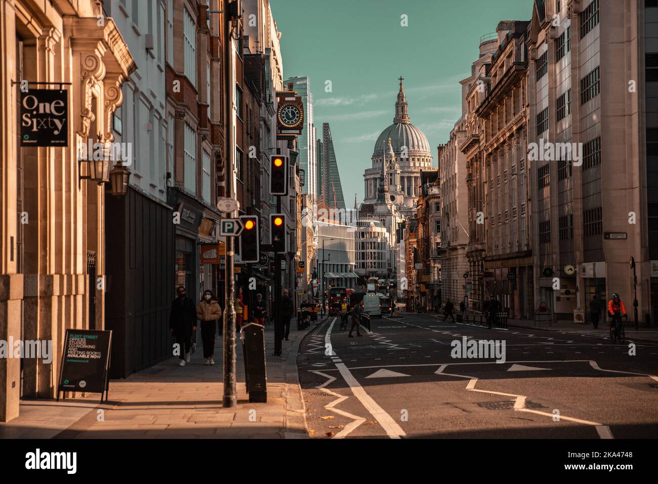 Famous fleet street hi-res stock photography and images - Alamy