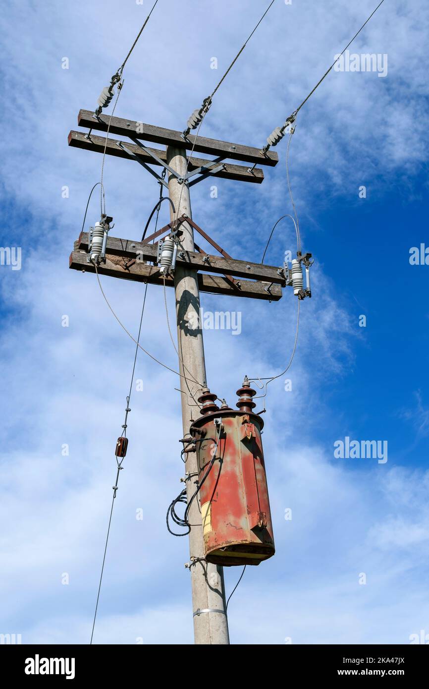 A pole mounted transformer hi-res stock photography and images - Alamy