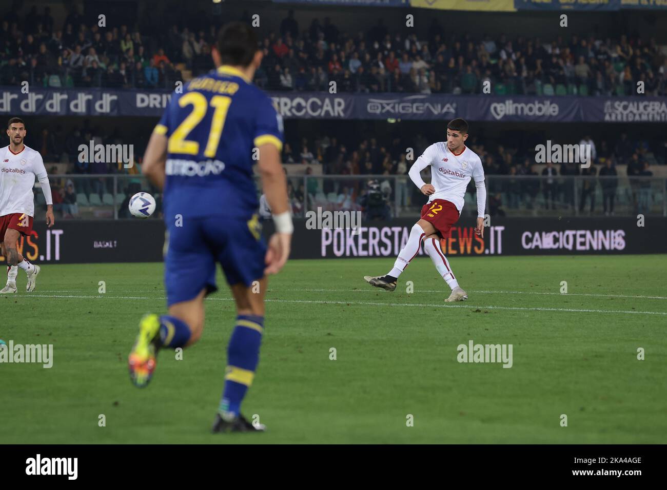 Roma scores hi-res stock photography and images - Alamy