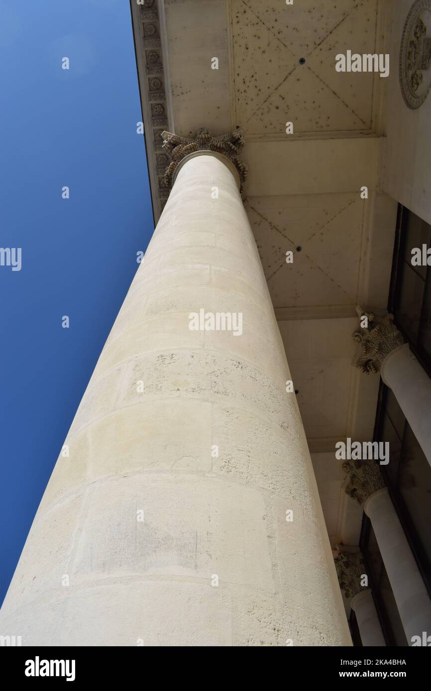 Cork courthouse hi-res stock photography and images - Alamy