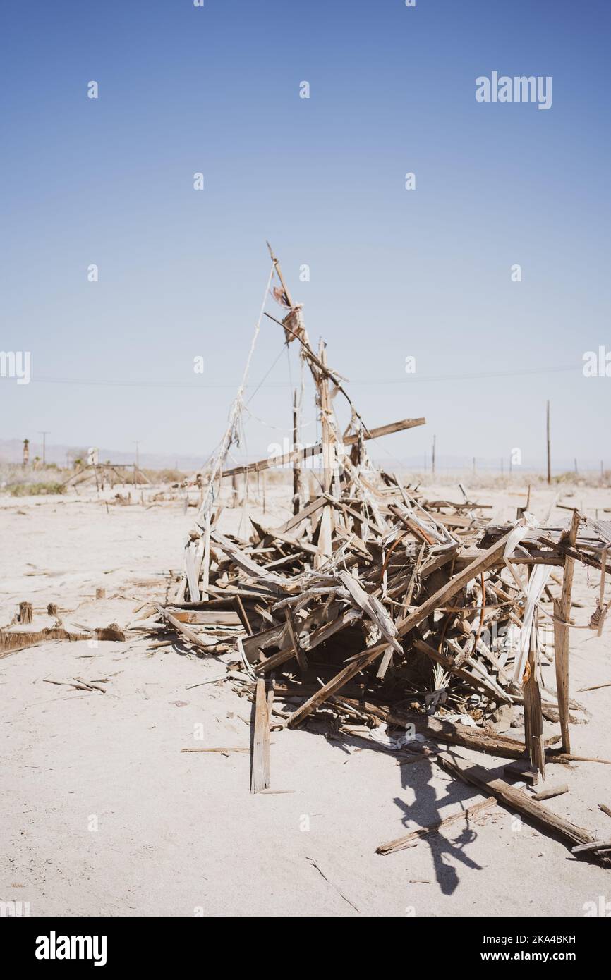 What looks like an old dead boat near the Salton Sea Stock Photo - Alamy