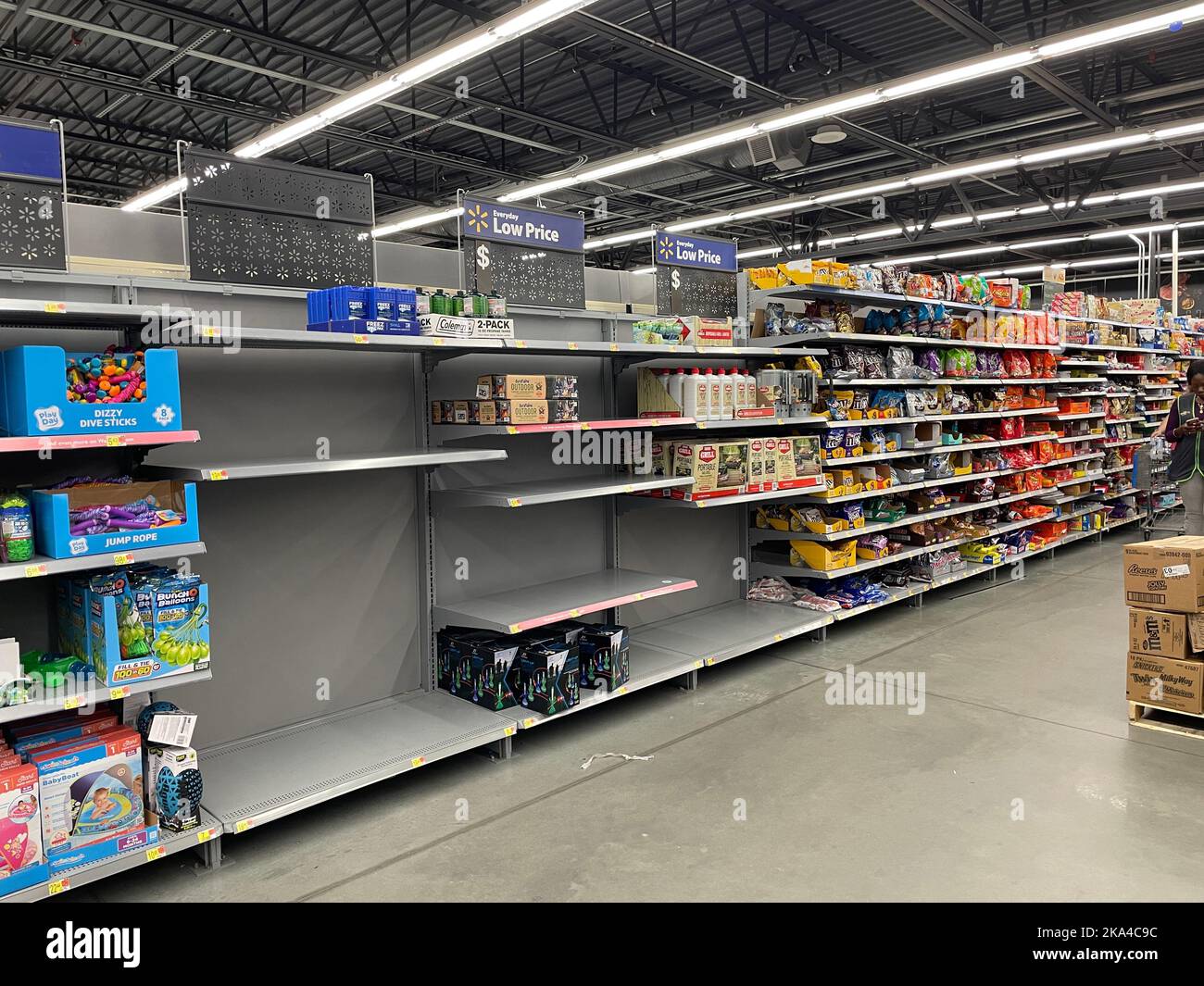 Walmart supercenter interior hi-res stock photography and images - Alamy