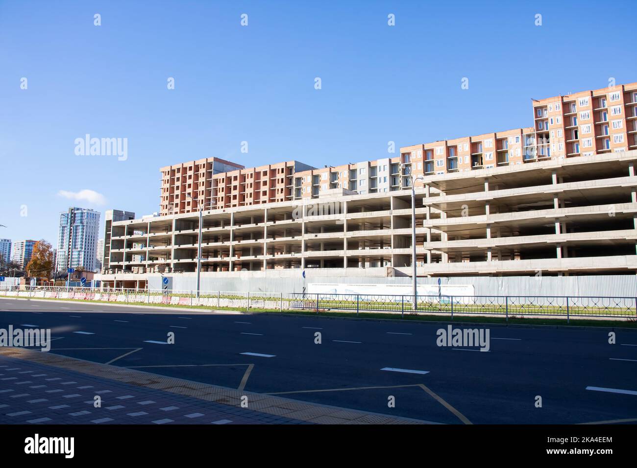 Car entrance parking level building hi-res stock photography and images ...