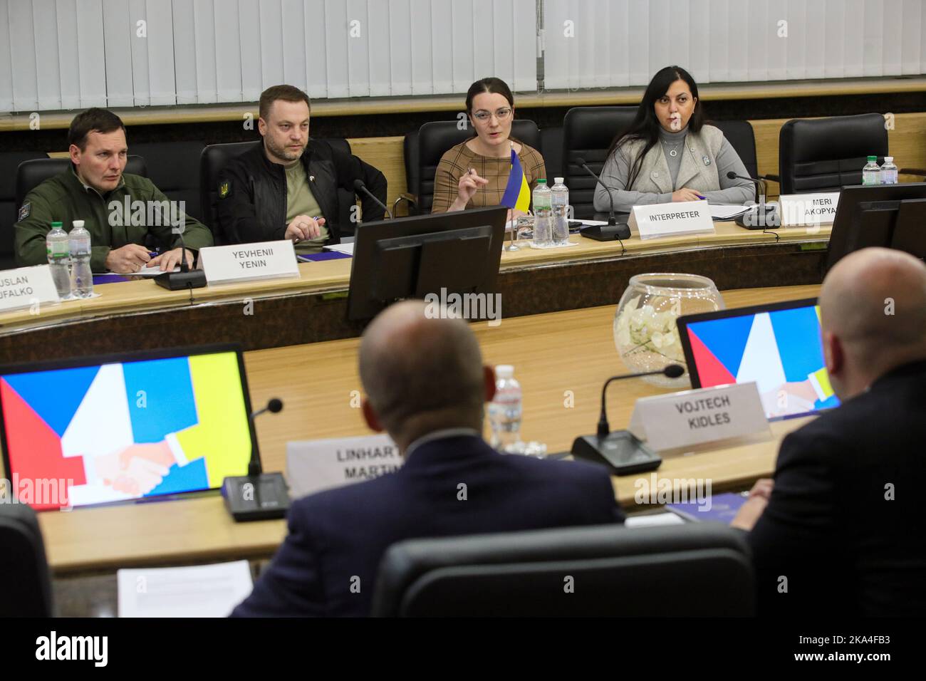 Yevhenii yenin hi-res stock photography and images - Alamy