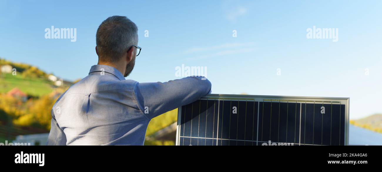 Solar pnel hi-res stock photography and images - Alamy