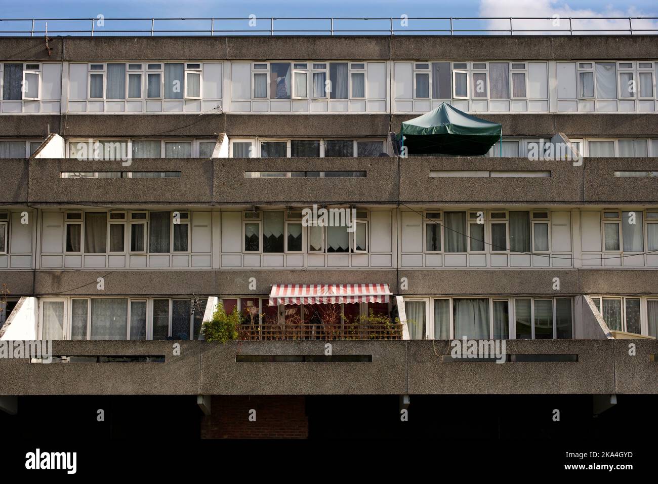 1960s concrete townhouses on Maran Way, Thamesmead South, London Stock ...