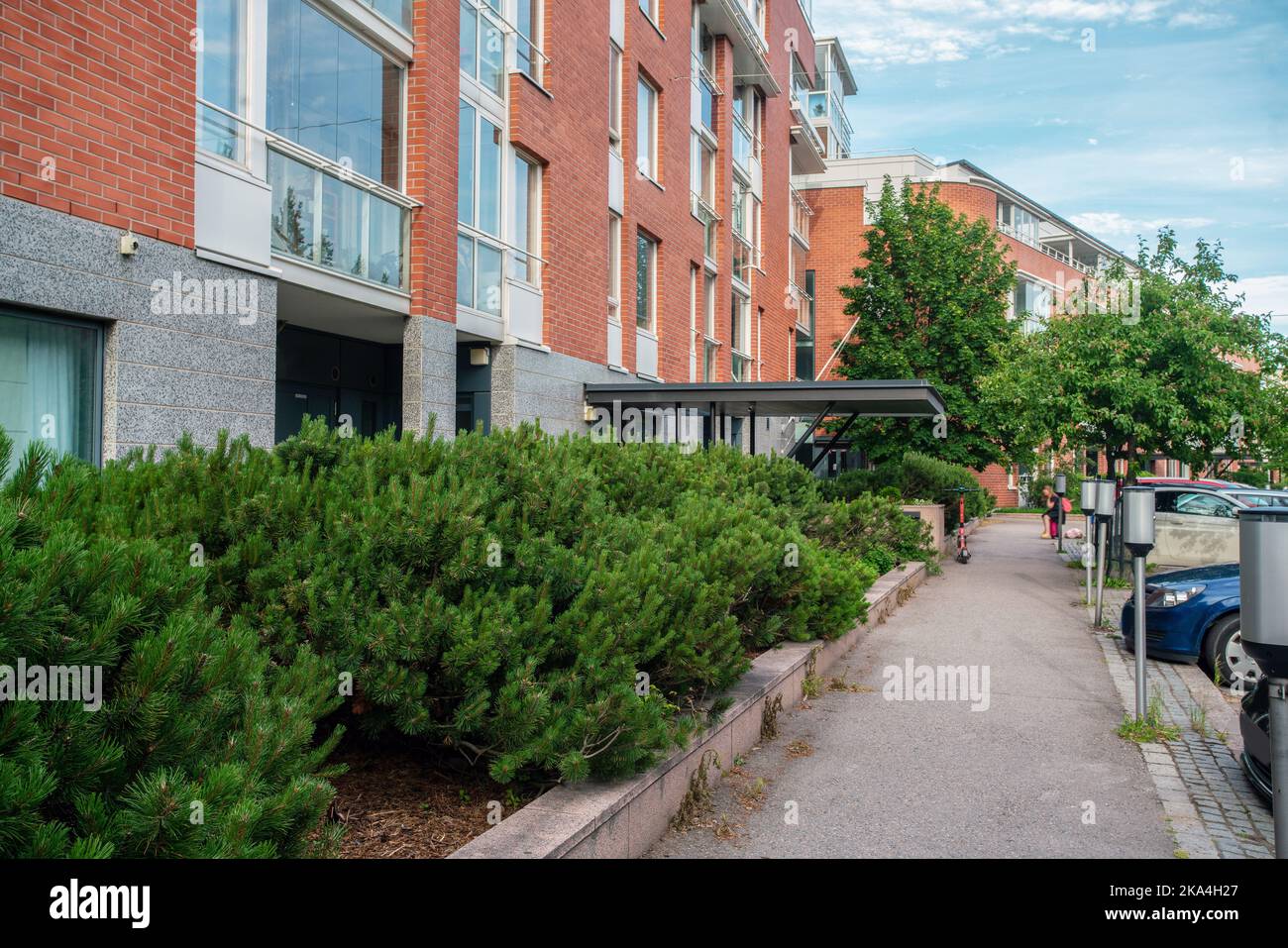 Awe garden next to residential buildings in the Arabianranta area ...