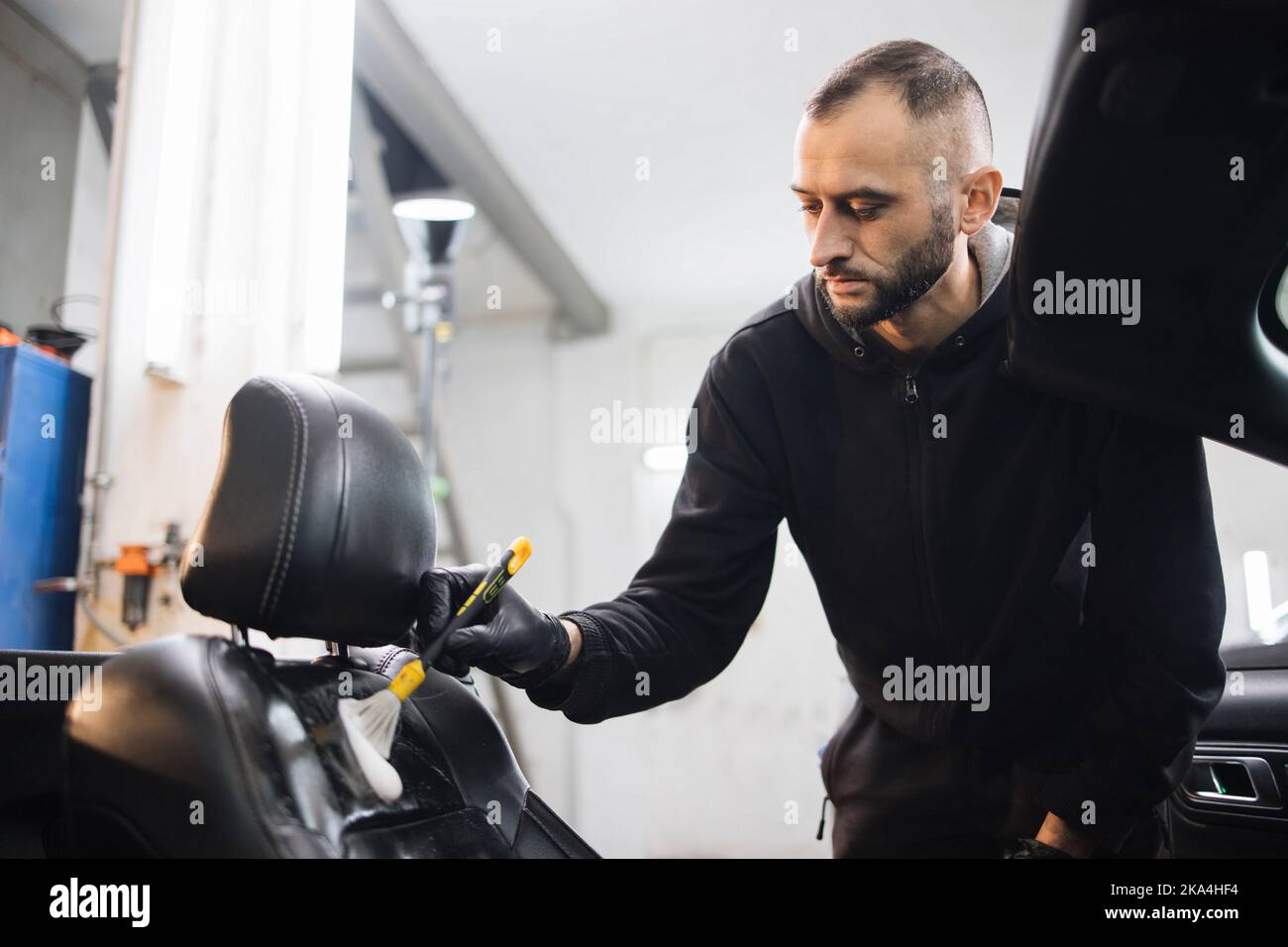 Horizontal detailing hi-res stock photography and images - Alamy