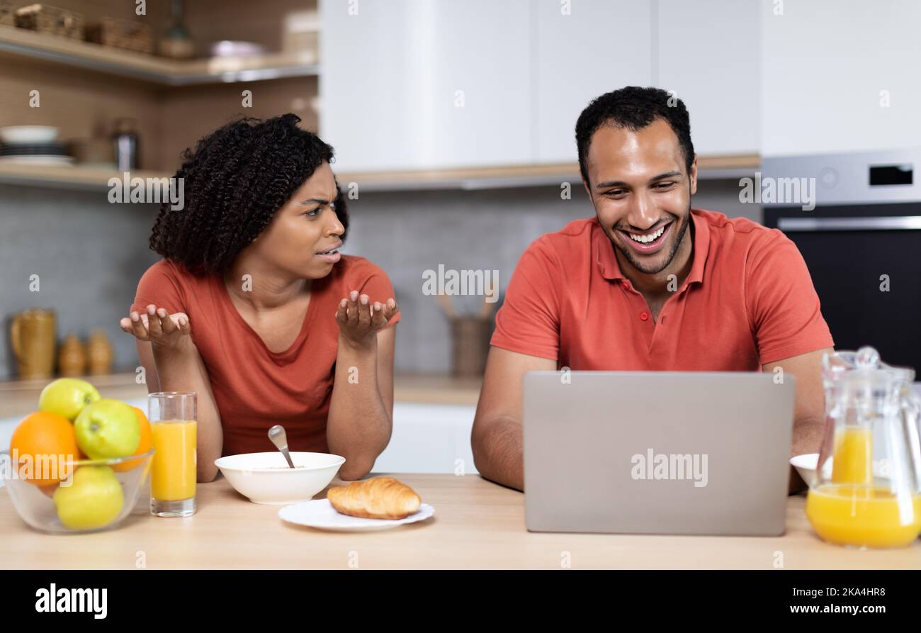 Dissatisfied partner hi-res stock photography and images - Alamy