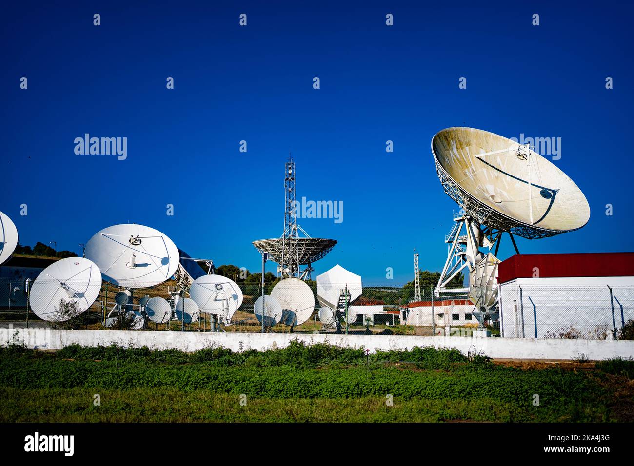 Earth based astronomical radio telescope. Radio telescopes used in ...