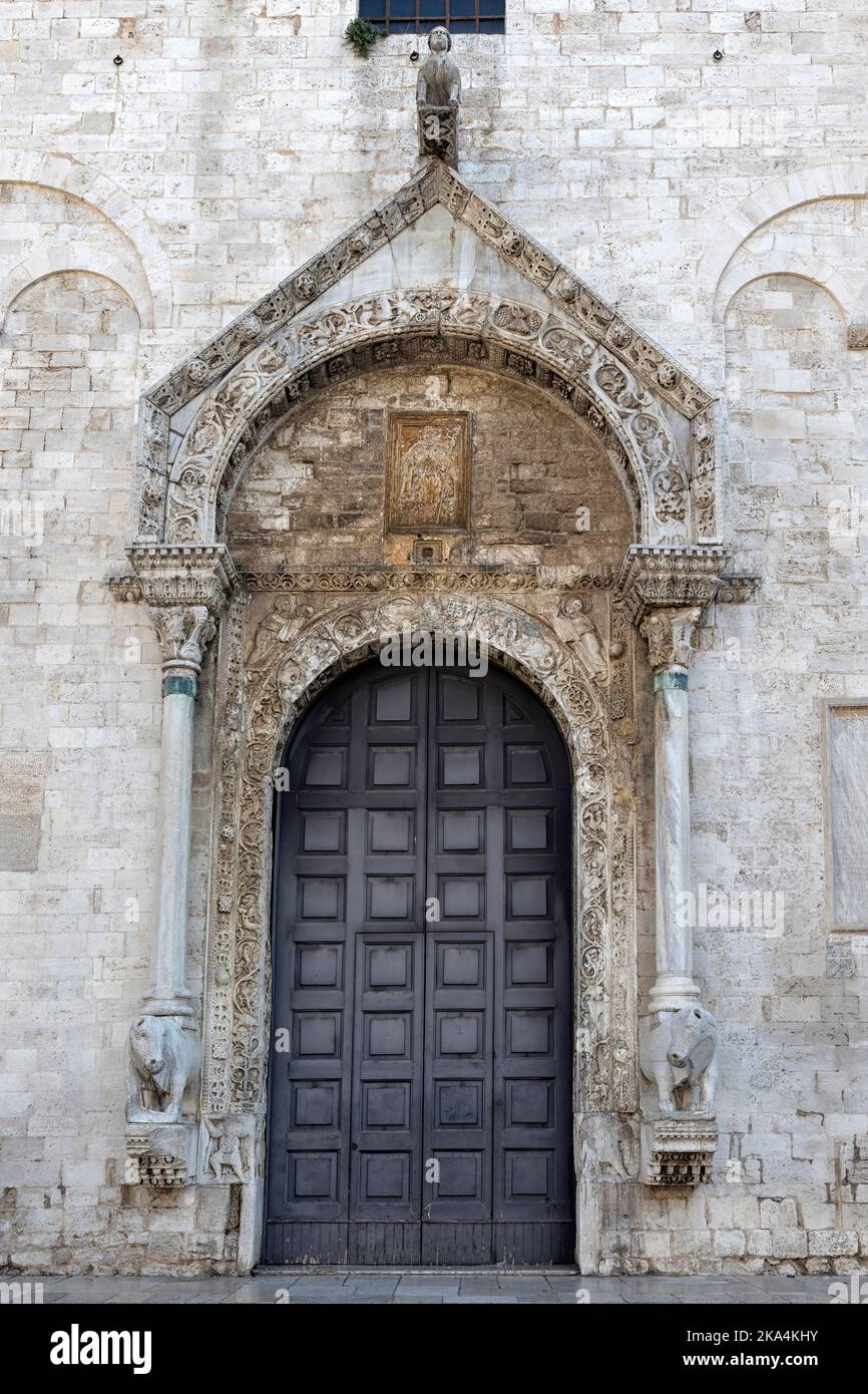 BARI, ITALY - OCTOBER 16, 2022: Ornate door of Basilica of Saint ...