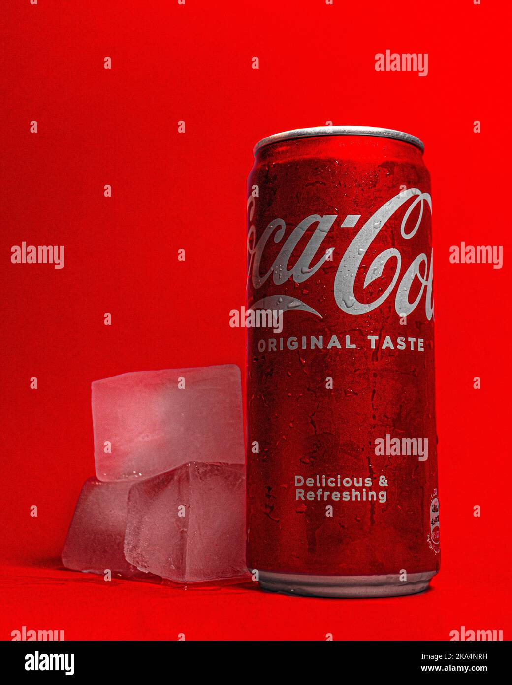A closeup of Coca cola can under a light Stock Photo - Alamy
