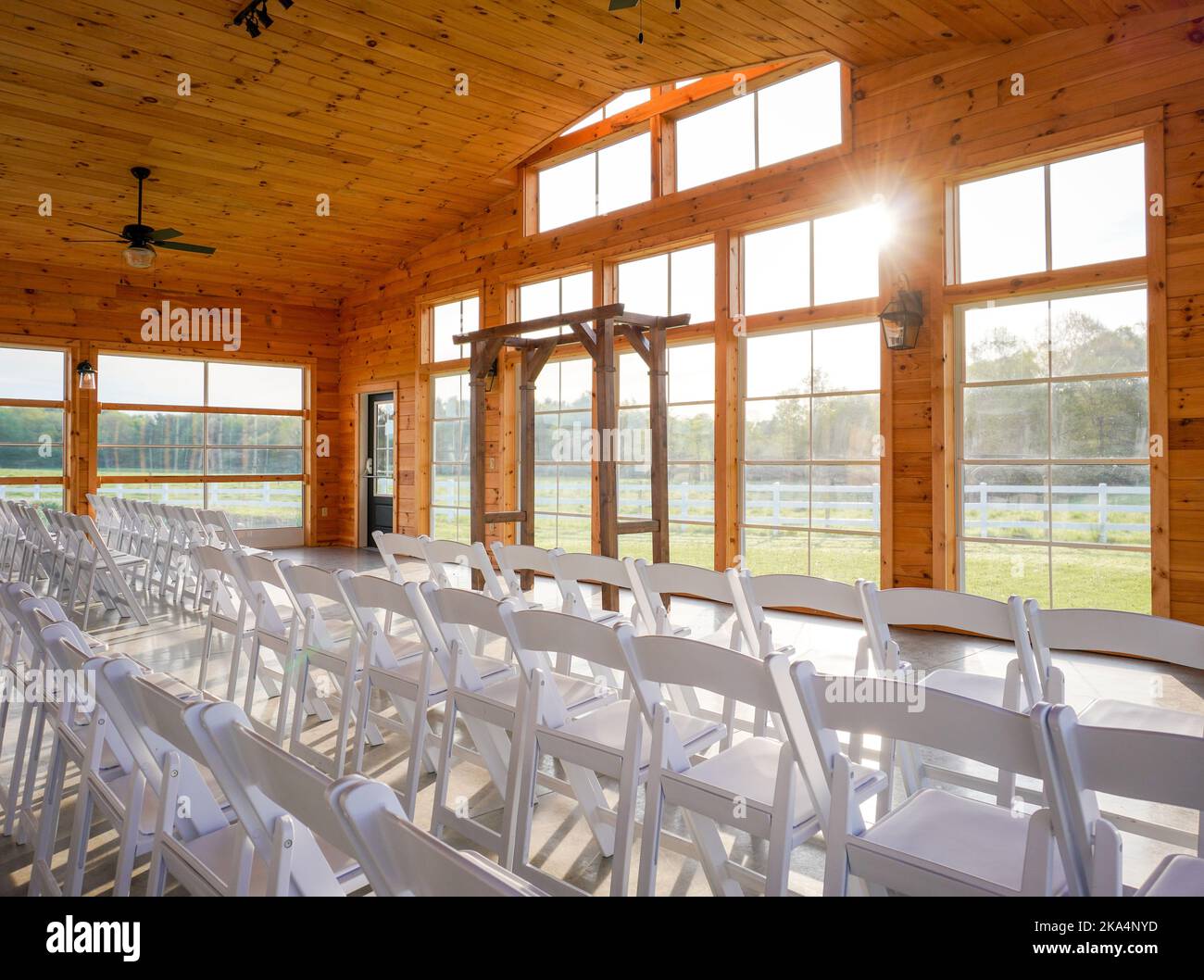 The Barn at Hart's Grove, a family-owned barn wedding venue Stock Photo ... The Barn at Hart's Grove, a family-owned barn wedding venue Stock Photo ...