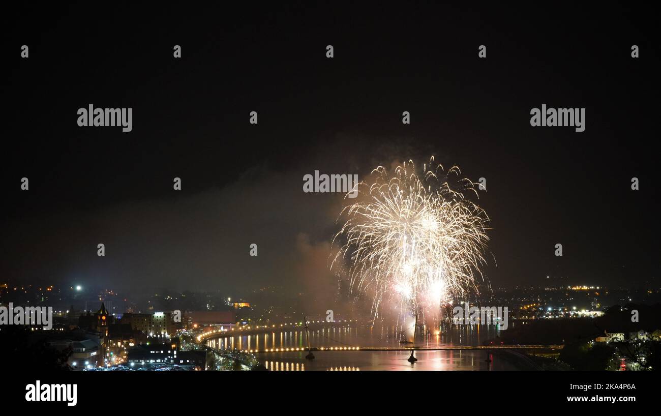 Fireworks display in the skies over the River Foyle as part of the ...